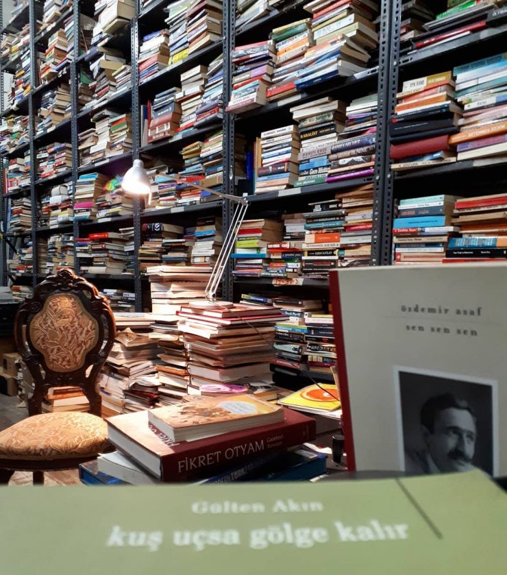 Keşfedilmeyi Bekleyen 10 İstanbul Sahaf ve Çarşısı | DenemenLazım